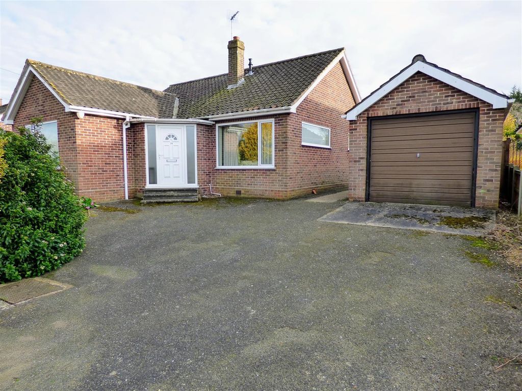 2 Bed Detached Bungalow For Sale In Glenwood Drive Worlingham Beccles