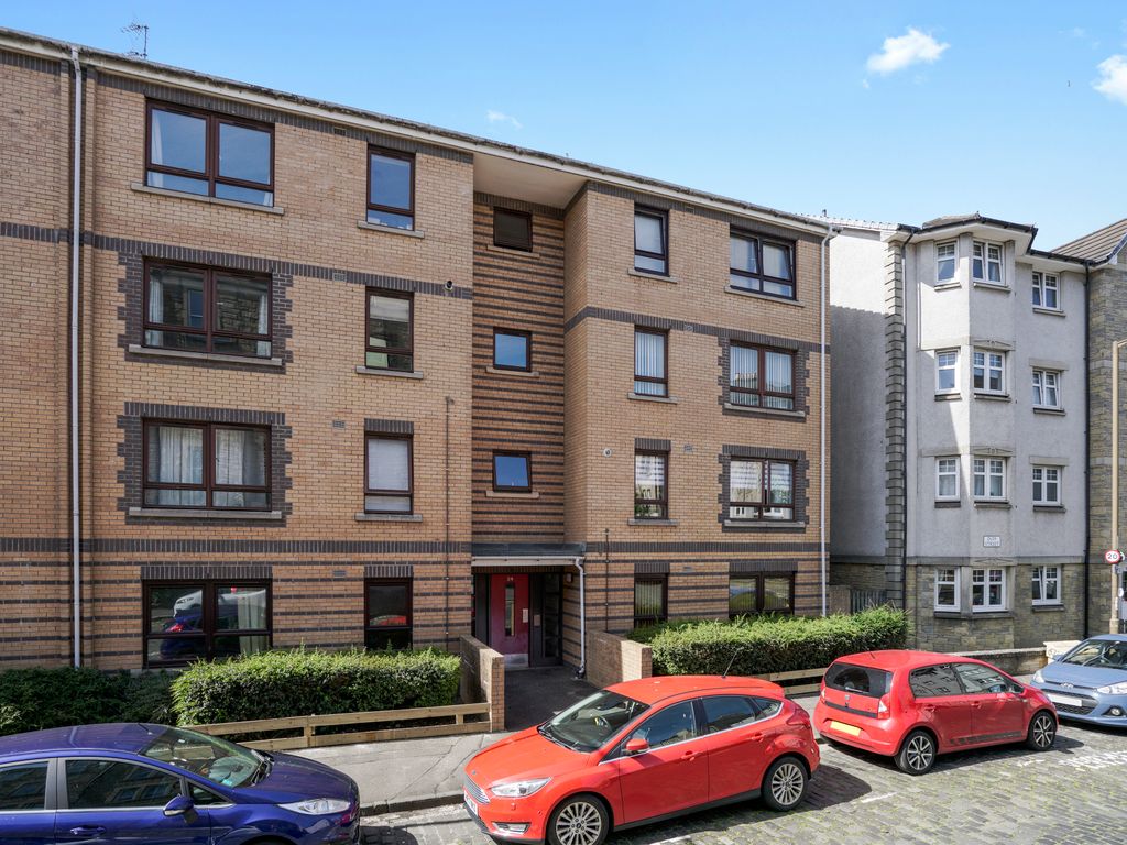 2 Bed Flat For Sale In 24 4 Duff Street Dalry Edinburgh Eh11 £60 000