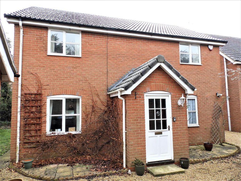 3 bed detached house for sale in Witnesham, Ipswich IP6 - Zoopla