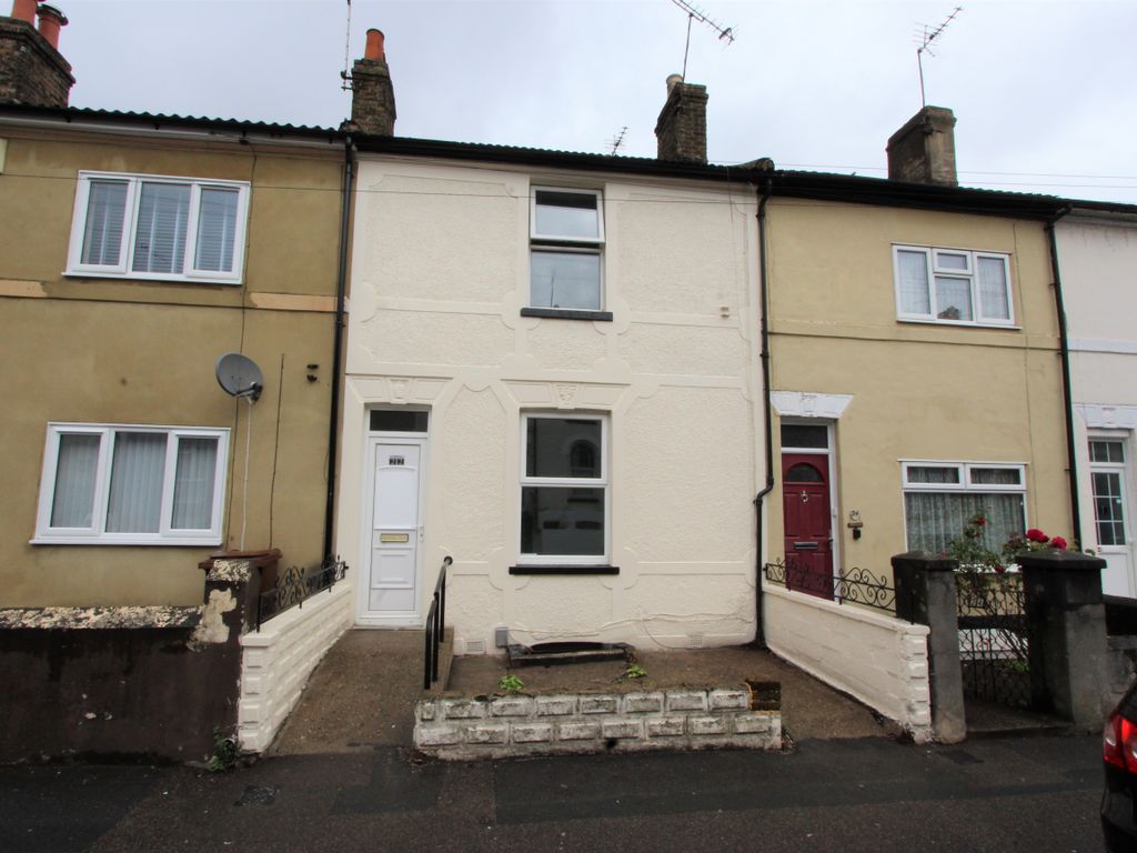 2 bed terraced house for sale in Paget Street, Gillingham ME7 - Zoopla