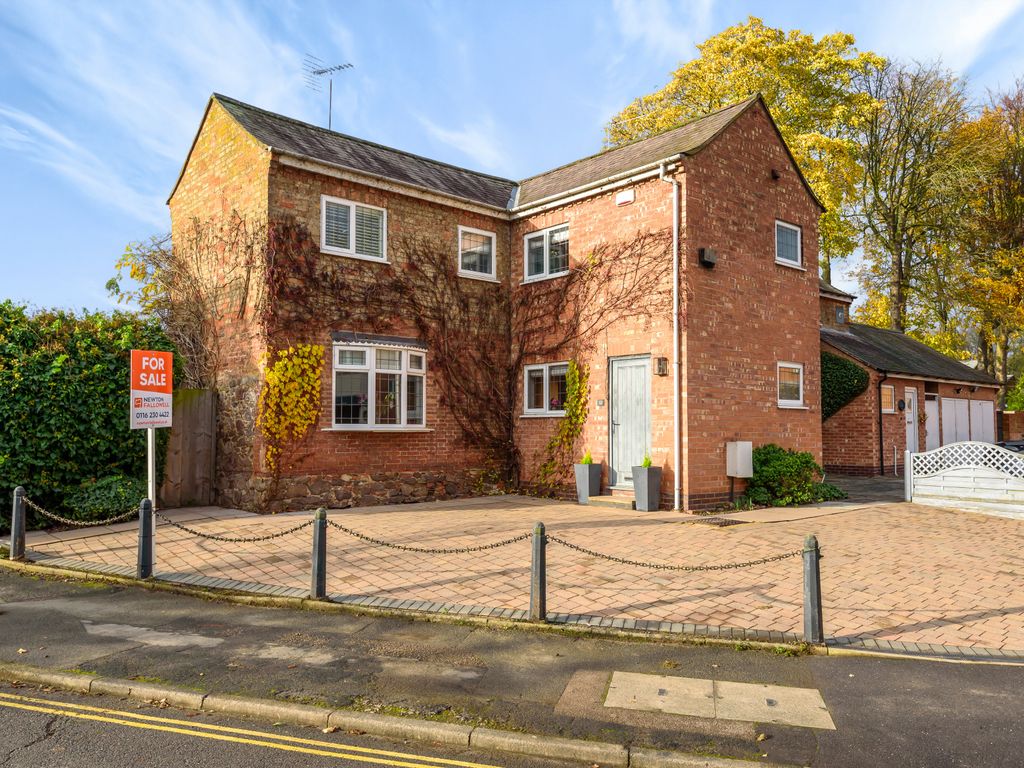 3 bed semi-detached house for sale in Fowke Street, Rothley LE7 - Zoopla