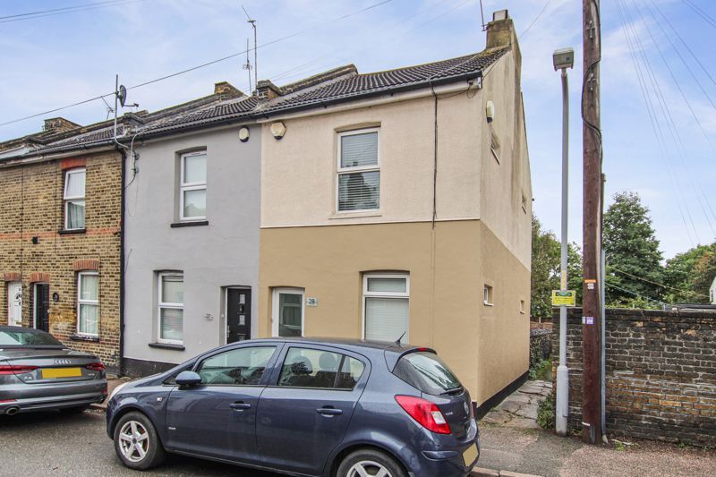 2 bed end terrace house for sale in Factory Road, Northfleet, Gravesend DA11, £275,000 - Zoopla