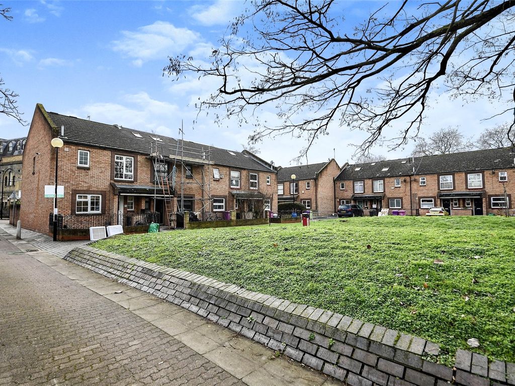 3 bed detached house for sale in Rectory Square, London E1 - Zoopla