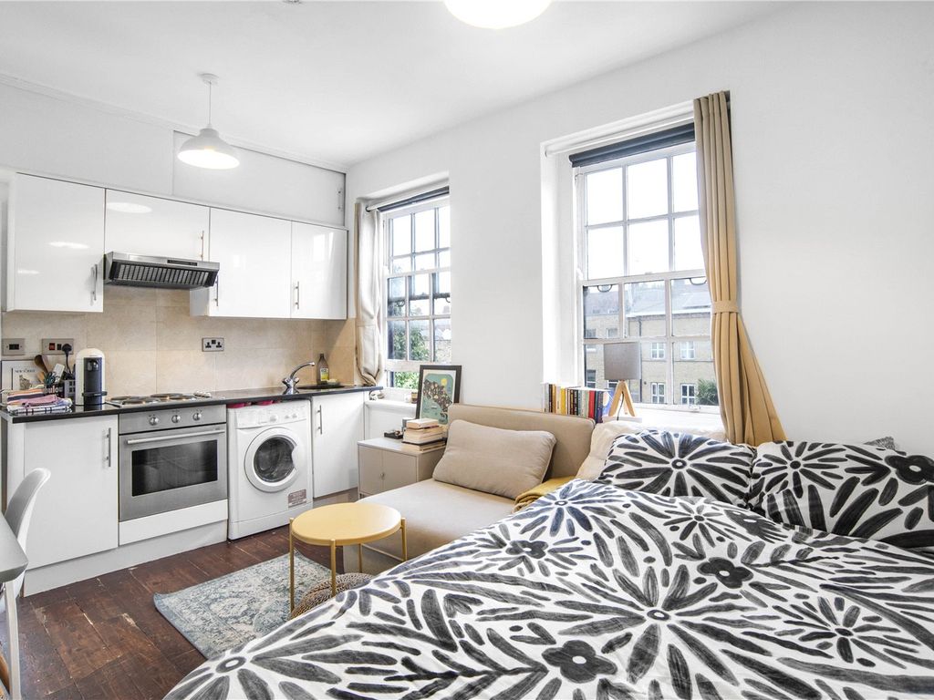 Studio to rent in Teesdale Close, Cambridge Heath, London E2 - Zoopla