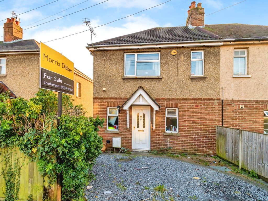 3 Bed Semi Detached House For Sale In Carnation Road Bassett Green