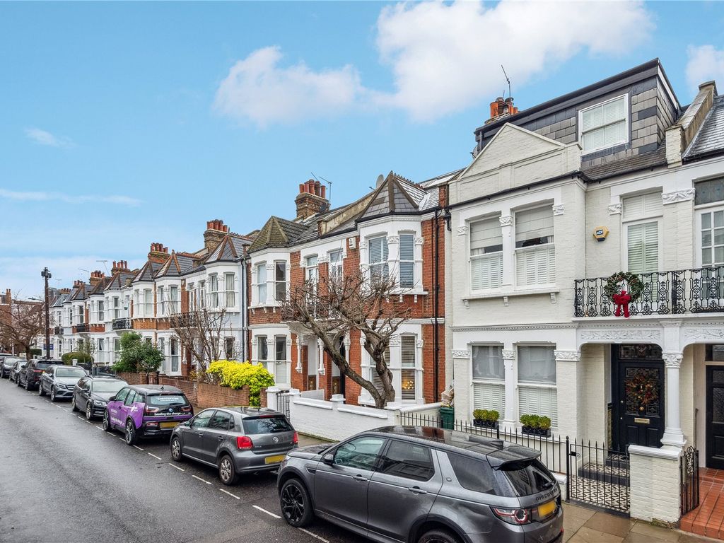 4 bed terraced house for sale in Ringmer Avenue, London SW6 - Zoopla