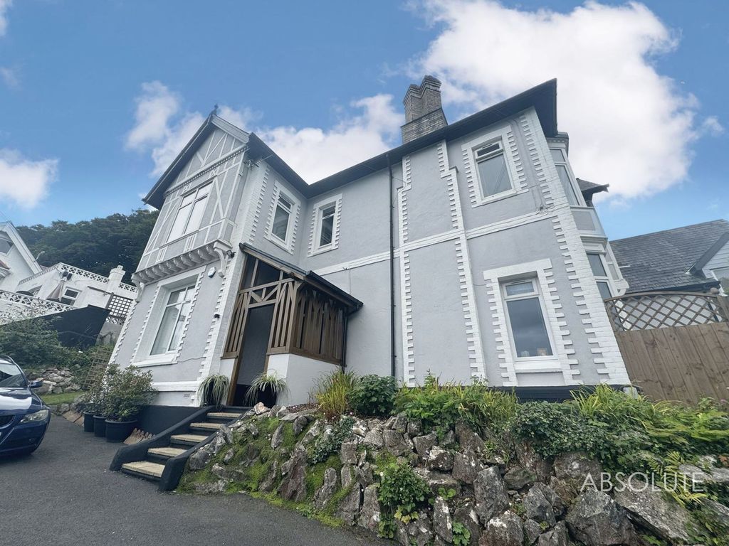 1 bed flat to rent in Higher Erith Road, Torquay TQ1, £750 pcm - Zoopla