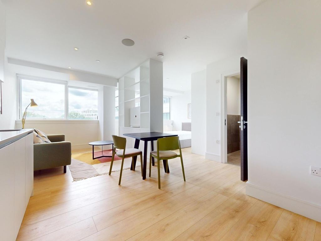 Studio to rent in Olympic Way, Wembley HA9, £1,650 pcm - Zoopla