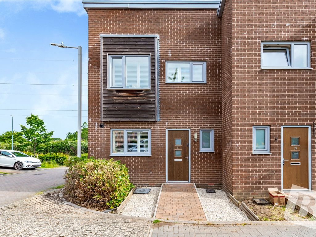 2 bed semi-detached house for sale in Rainbow Gardens, Dartford, Kent DA1, £325,000 - Zoopla