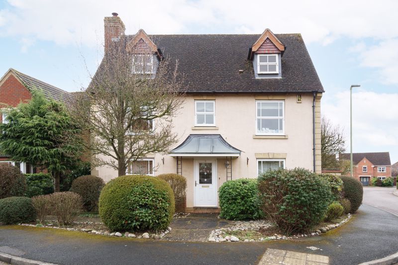 4 bed detached house for sale in Reedmace Road, Bicester OX26 - Zoopla