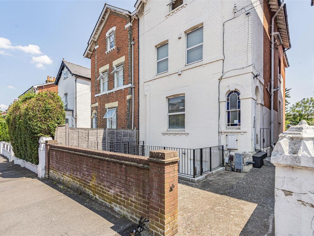 7 bed semi-detached house for sale in Russell Street, Reading RG1, £ ...