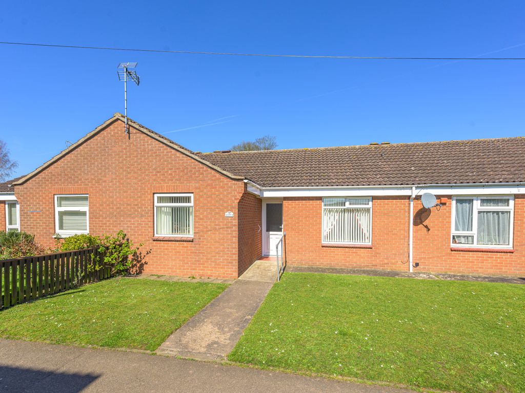 2 bed semi-detached bungalow for sale in Fenside Road, Boston PE21 - Zoopla
