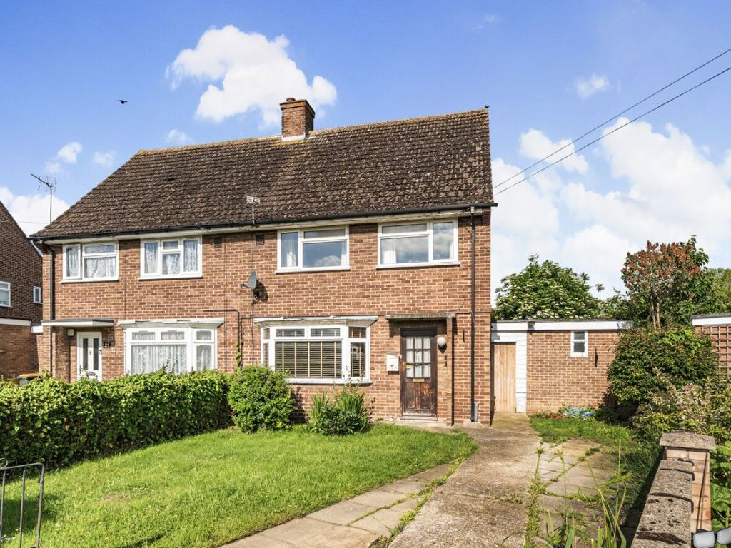 3 Bed Semi Detached House For Sale In Meeting Close Cotton End
