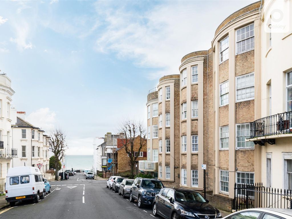 2 bed flat for sale in Chichester Close, Chichester Place, Brighton BN2 ...