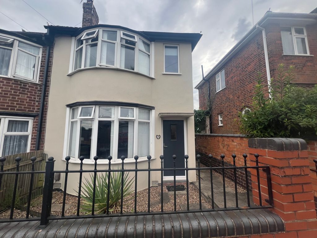 2 Bed Semi Detached House To Rent In Orton Road Leicester Le4 £975