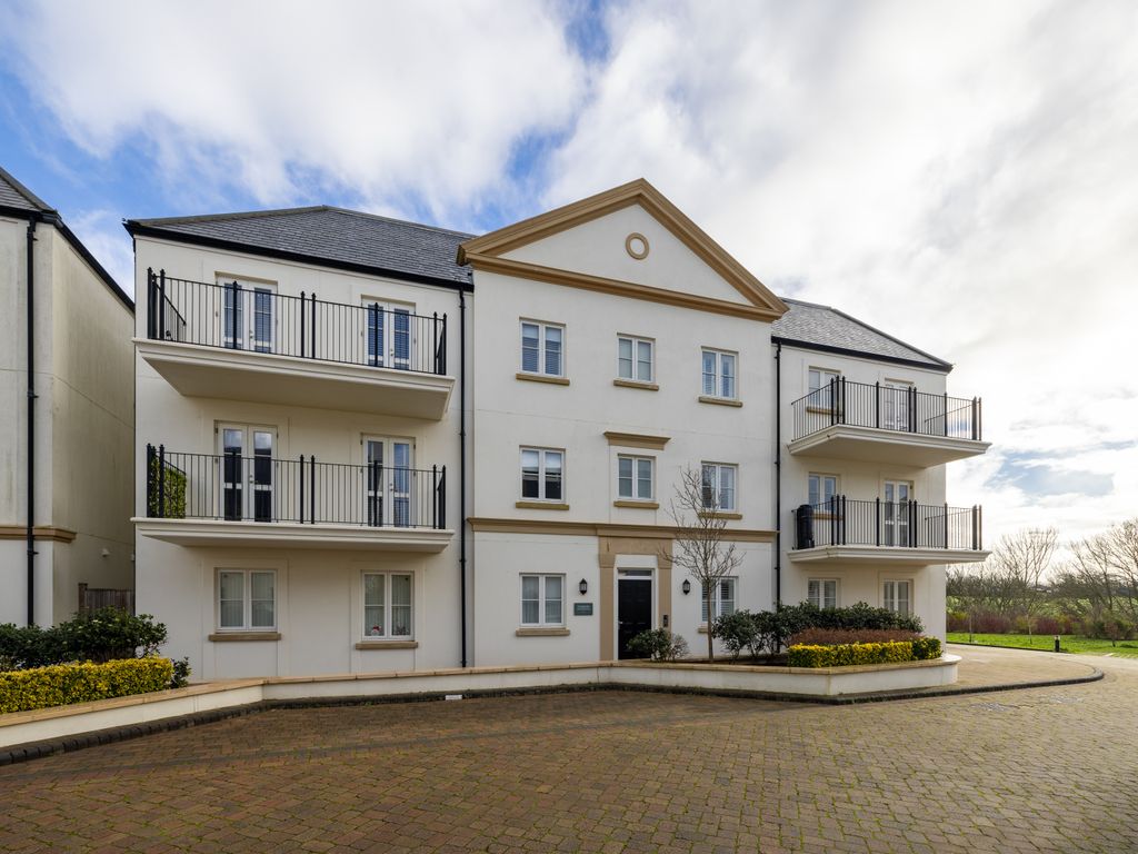 2 bed flat for sale in Princes Tower Road, St. Saviour, Jersey JE2, £ ...