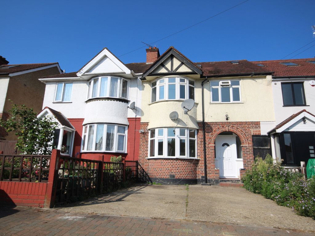 4 Bed Terraced House To Rent In Church Drive Kingsbury London Nw9 £