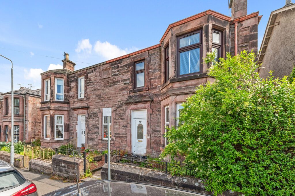 1 bed flat for sale in North Street, Alloa FK10, £89,500 - Zoopla