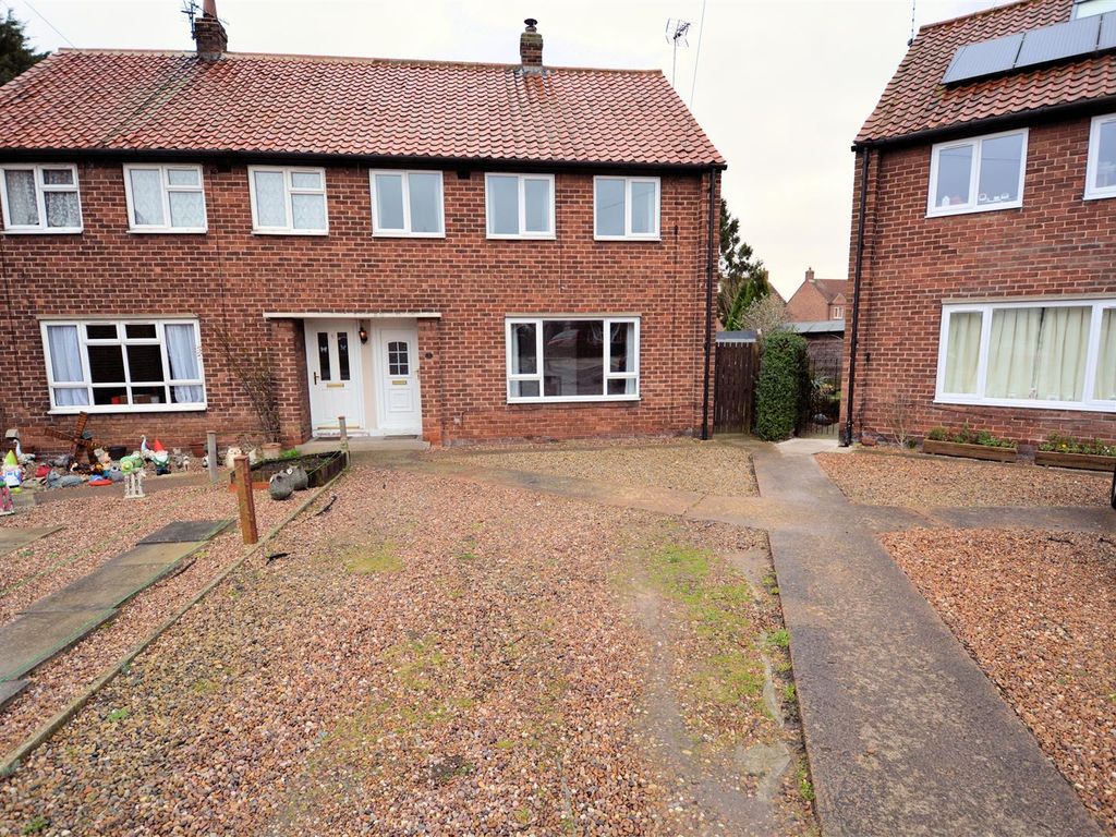 3 bed detached house for sale in Garth Close, Wistow, Selby YO8 - Zoopla