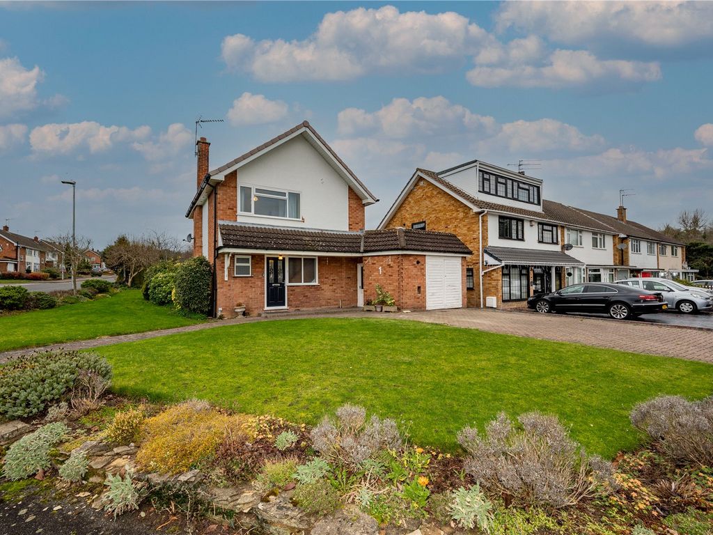 3 bed detached house for sale in Alders Close, Lodge Park, Redditch B98 ...