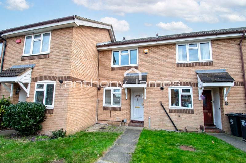 2 bed terraced house to rent in Chatsworth Road, Dartford DA1, £1,500 pcm - Zoopla