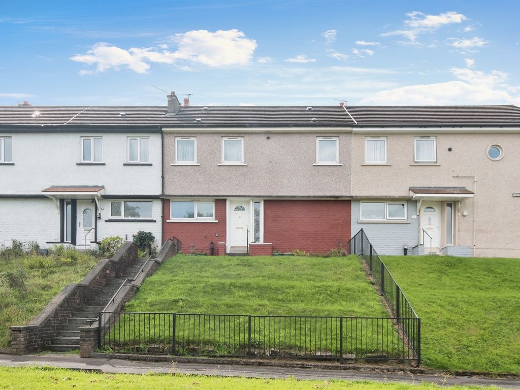 3 bed terraced house for sale in Barscube Terrace, Paisley PA2, £ ...