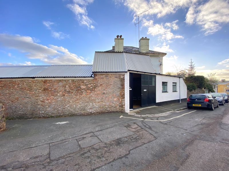 Light industrial to let in Parkfield Road, Torquay TQ1, £8,700 pa - Zoopla