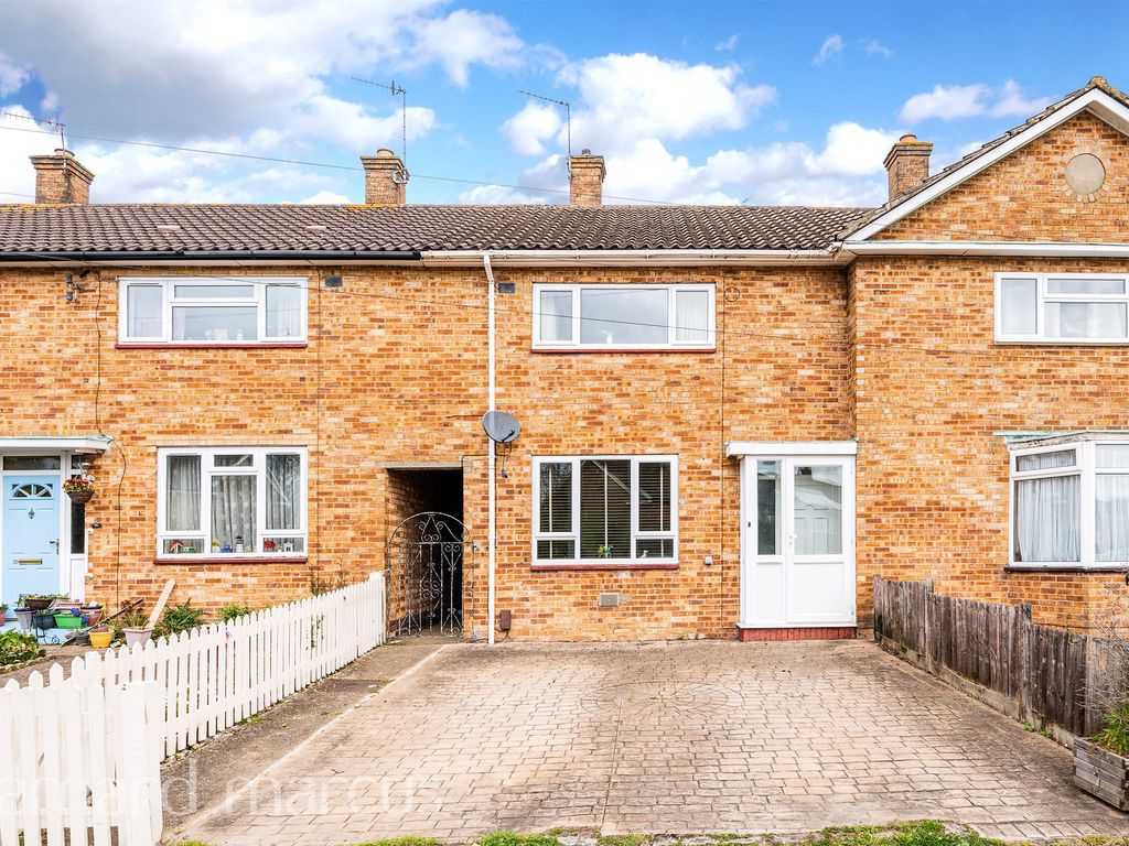 2 bed terraced house for sale in Huddleston Crescent, Merstham, Redhill ...