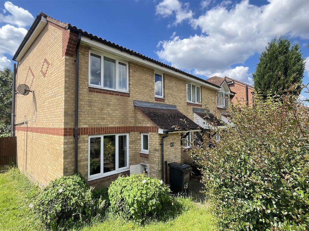 3 bed end terrace house to rent in Adams Way, Croydon CR0, £2,100 pcm ...