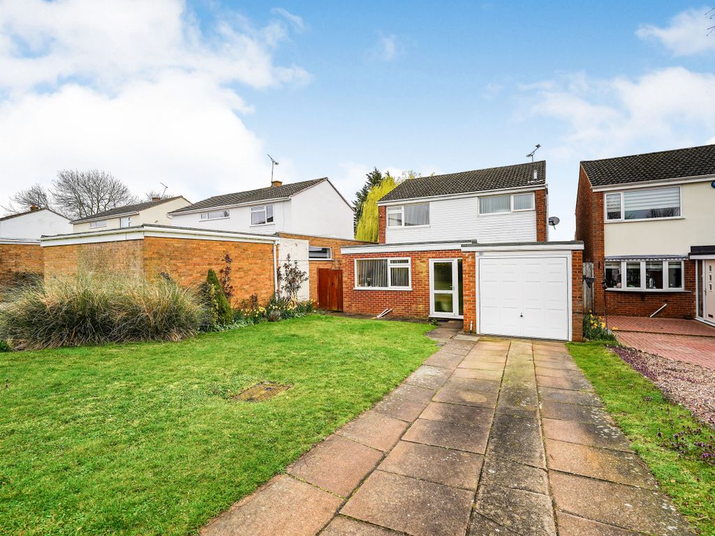 3 Bed Detached House For Sale In Amesbury Road Wigston Leicester