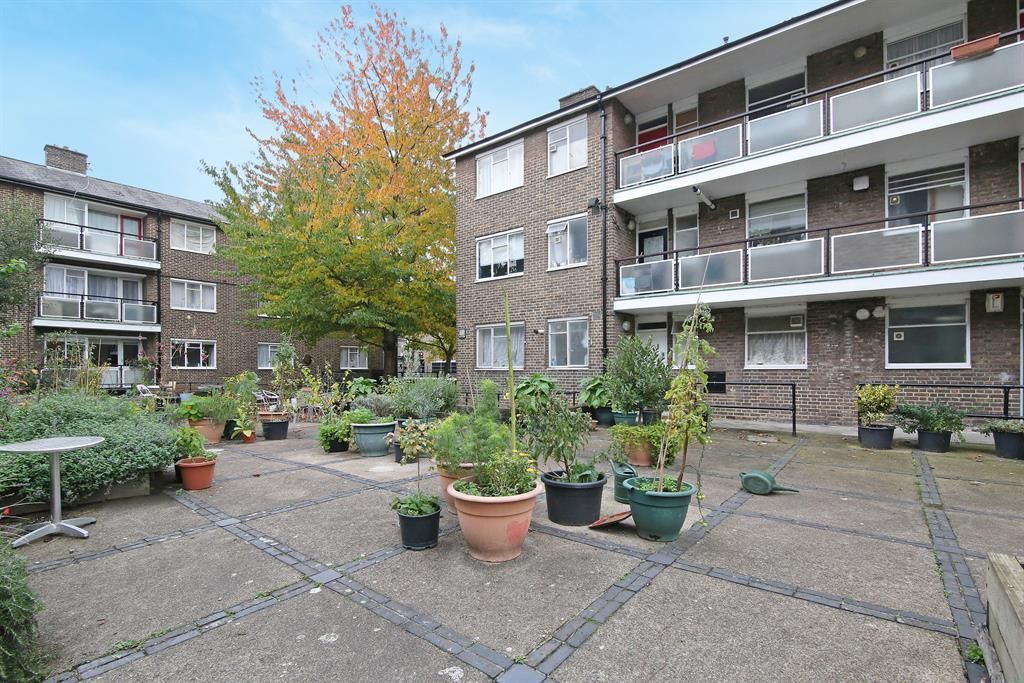 1 bed flat for sale in Caldwell Street, Brixton SW9 - Zoopla