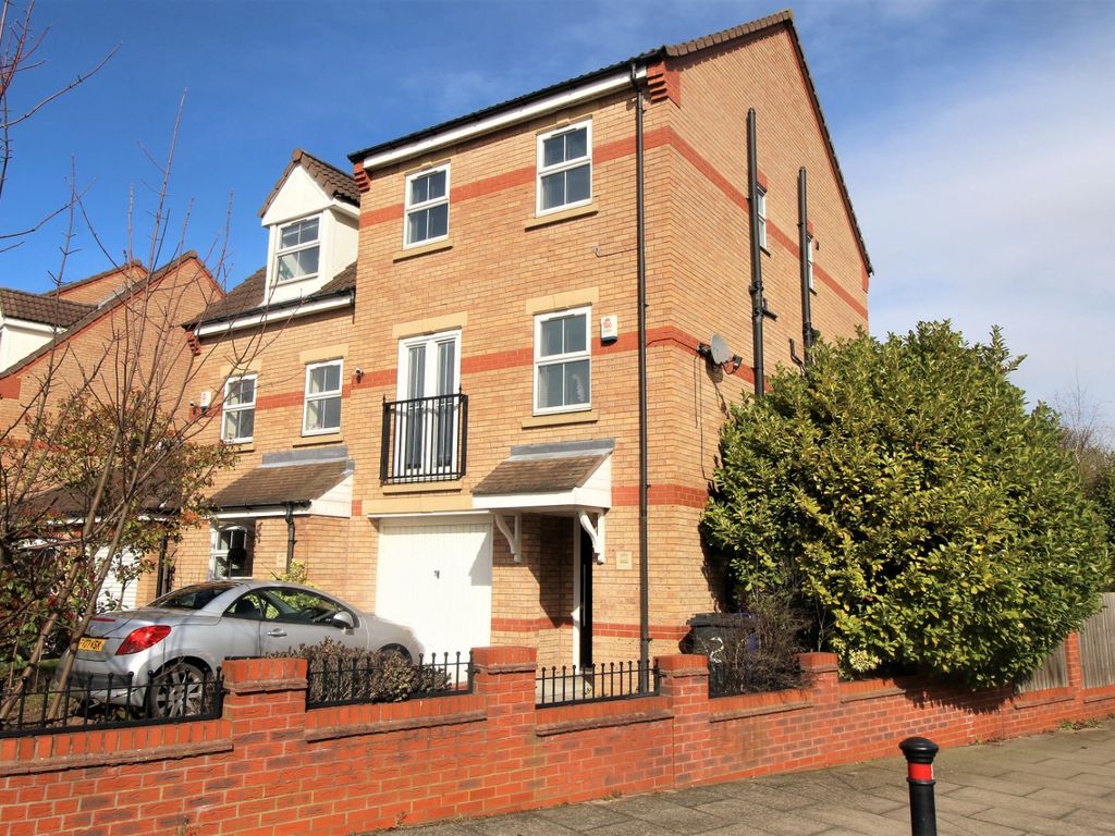 3 bed semi-detached house for sale in Turnberry Mews, Stainforth, Doncaster, South Yorkshire DN7 ...