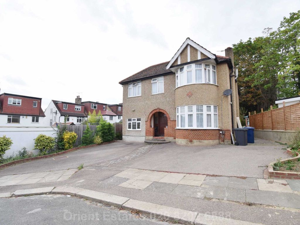 8 bed detached house for sale in Ridge Close, London NW4 - Zoopla