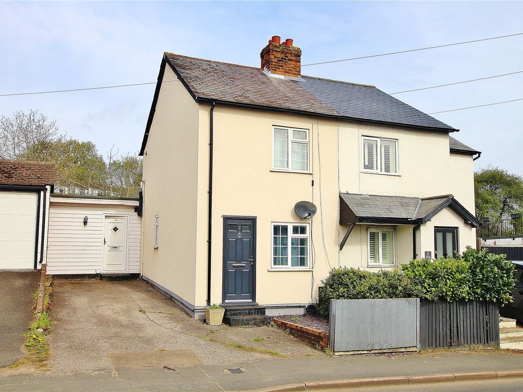 2 Bed Semi Detached House For Sale In Anchor Hill Knaphill Surrey