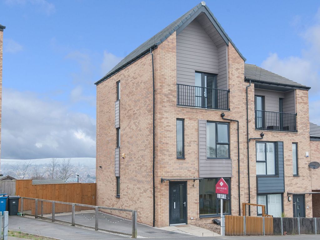 4 bed town house for sale in Park Spring Drive, Sheffield S2 - Zoopla
