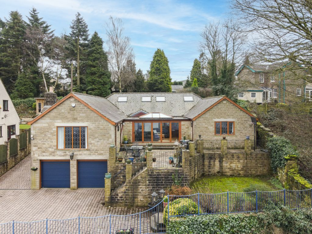 5 bed detached house for sale in Stoney Ridge Road, Bingley, West ...