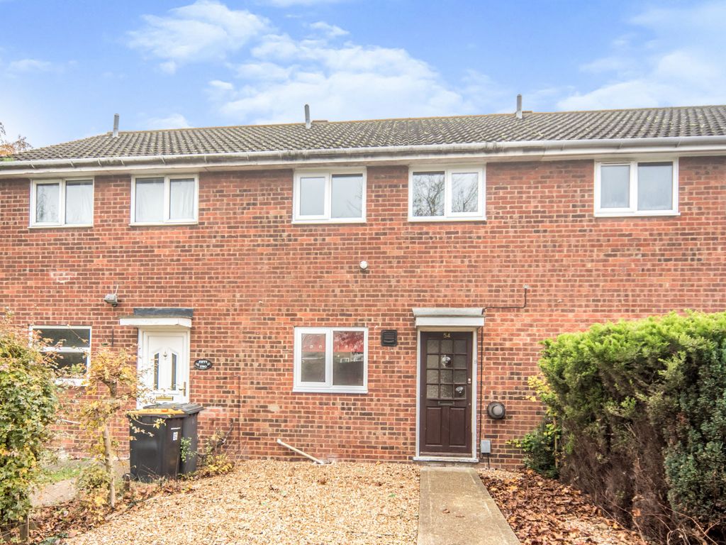 3 Bed Terraced House For Sale In Magnolia Close Kempston Bedford Mk42