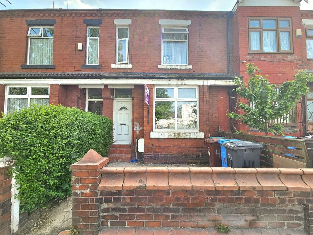 1 bed flat to rent in Stamford Road, Longsight, Manchester M13, £850 ...