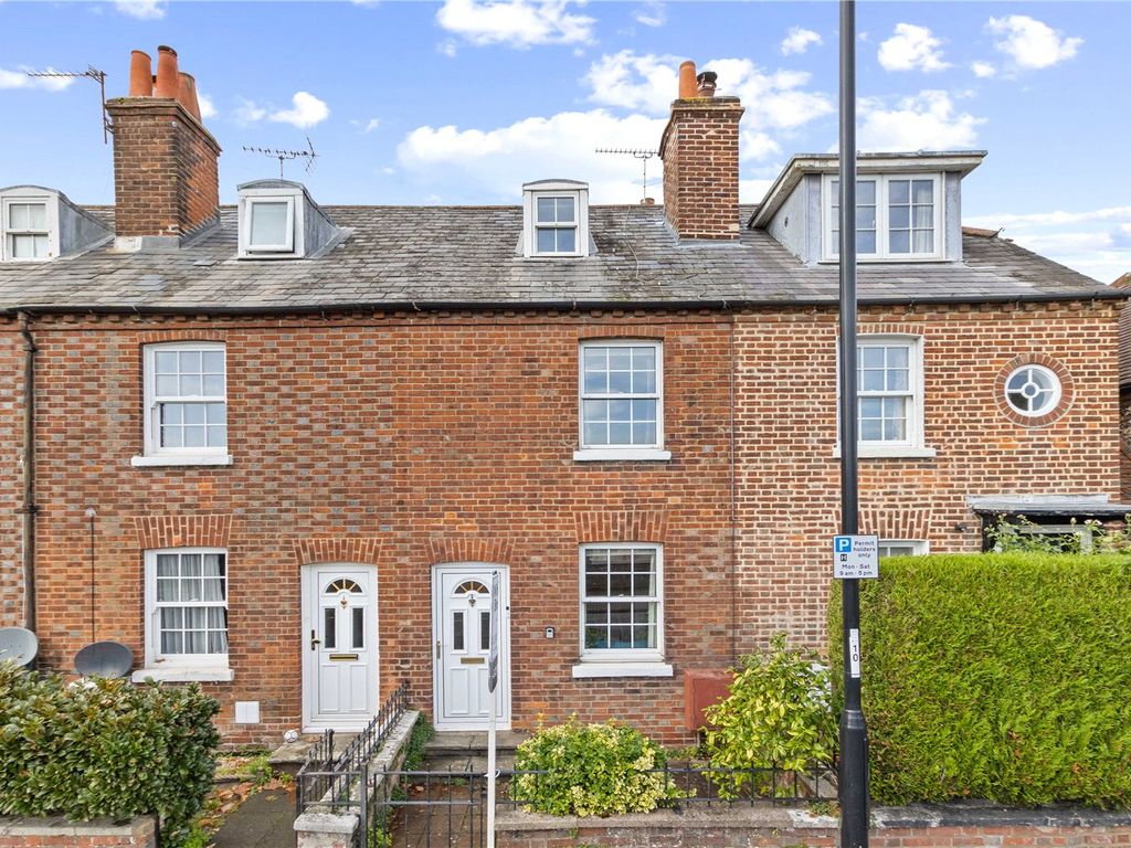 2 Bed Terraced House For Sale In St Pancras Chichester West Sussex