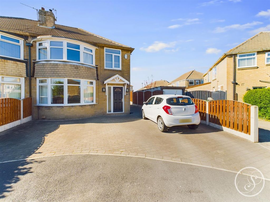 3 bed semi-detached house for sale in Lulworth Garth, Leeds LS15 - Zoopla