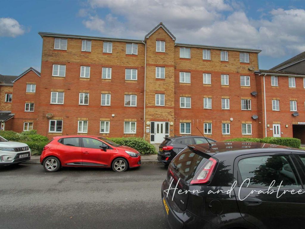 1 bed flat for sale in Beaufort Square, Splott, Cardiff CF24, £120,000 ...