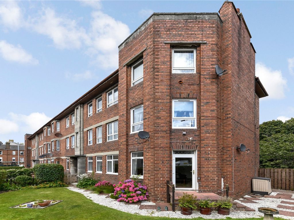 3 bed flat for sale in Mill Street, Ayr, South Ayrshire KA7, £75,000 ...