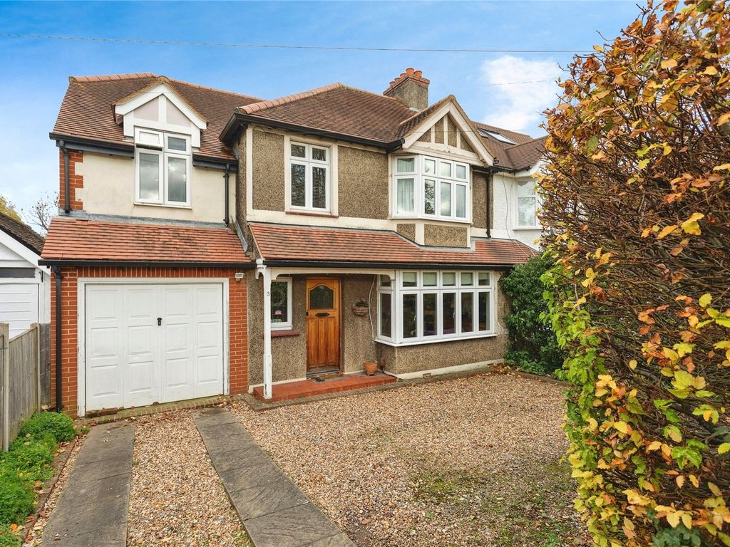 4 Bed Semi Detached House For Sale In Sussex Road Carshalton Sm5 £