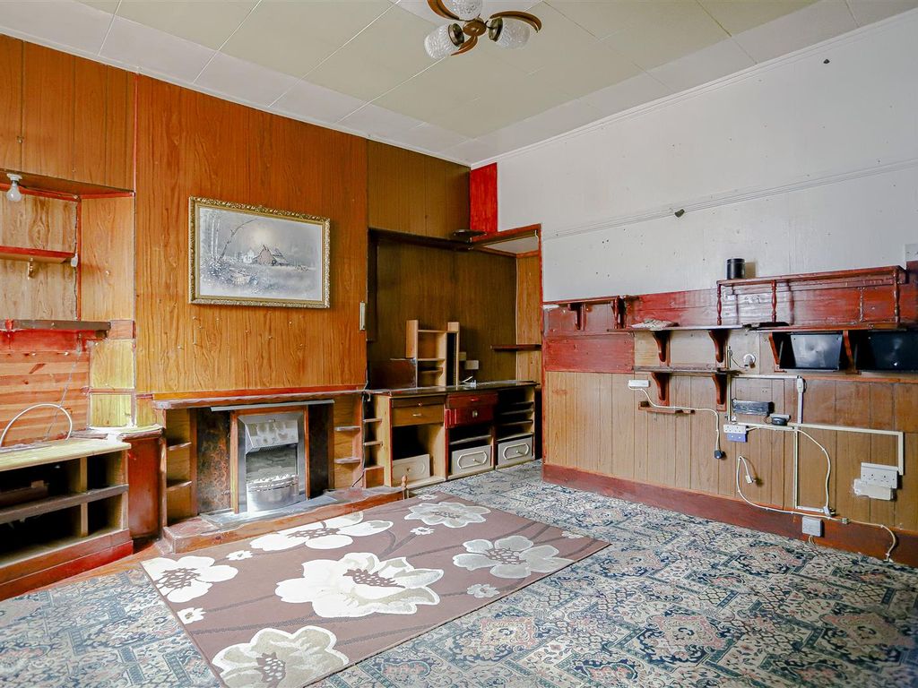 2 bed terraced house for sale in Piccadilly Road, Burnley BB11 - Zoopla