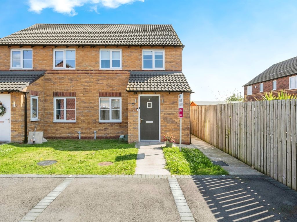 3 bed semi-detached house for sale in Oxford Street, Thorne, Doncaster ...