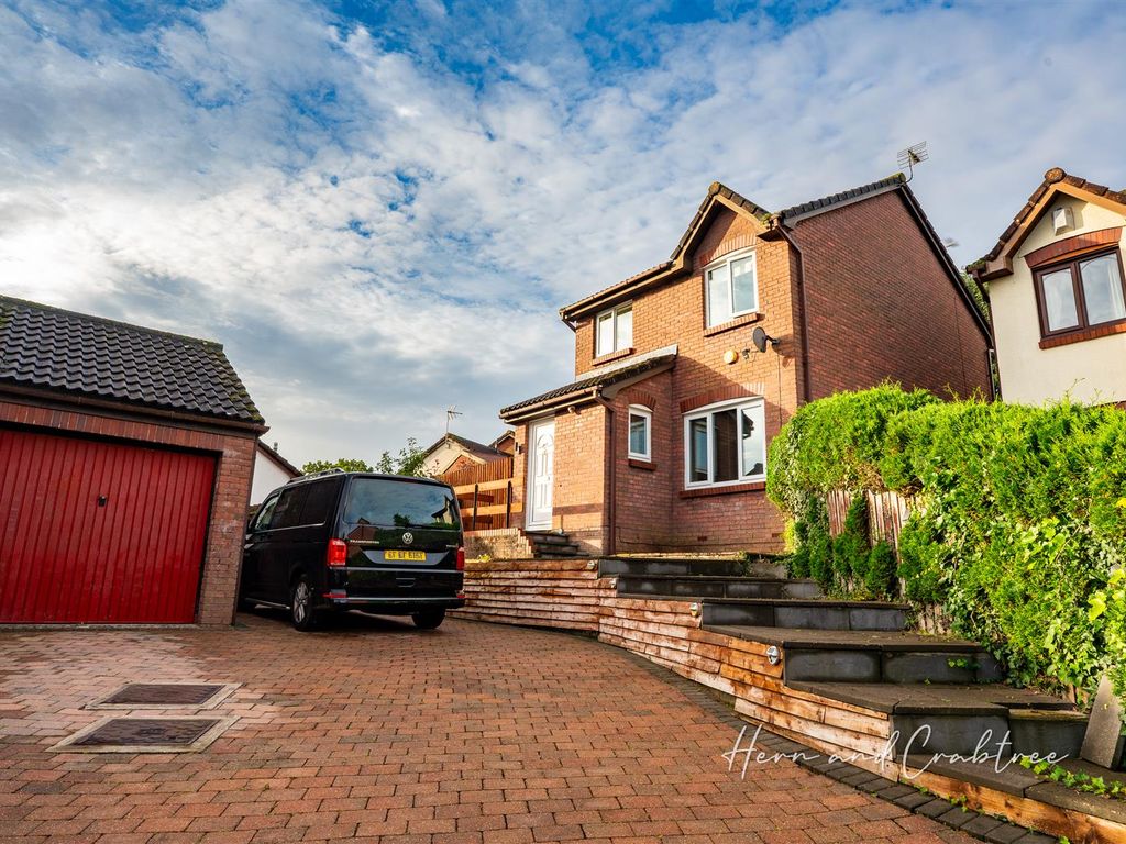 3 Bed Detached House For Sale In Canopus Close St Mellons Cardiff