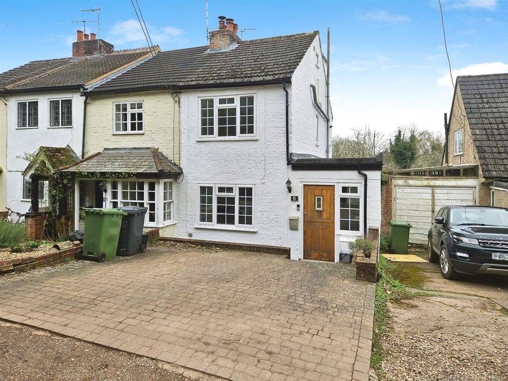 3 bed end terrace house for sale in Upper Pinewood Road, Ash, Aldershot ...