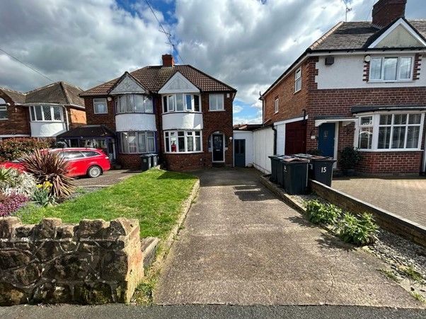 3 Bed Semi Detached House For Sale In Leavesden Grove Sheldon