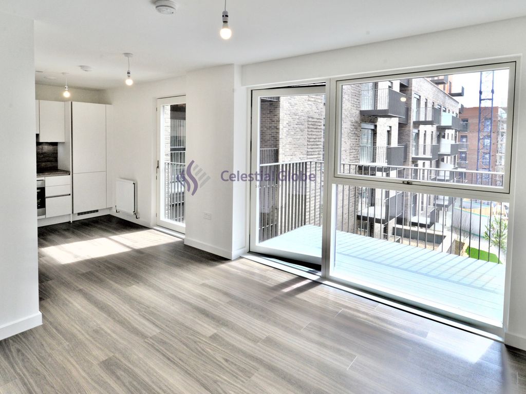1 bed flat to rent in Ron Leighton Way, London E6, £1,650 pcm - Zoopla