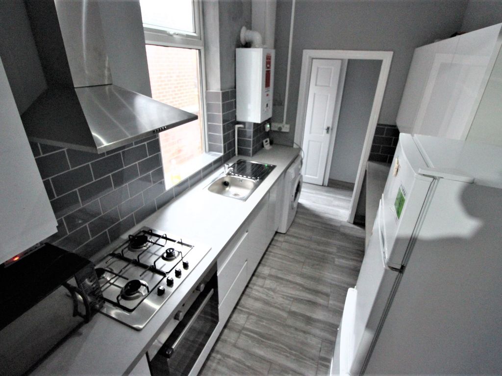 5 bed terraced house to rent in Gulson Road, Coventry CV1 - Zoopla